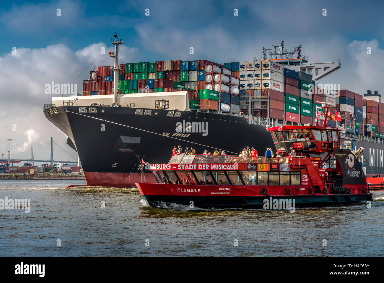Germany, Hamburg, the Elbe, harbour, container ship, ferry Stock Photo ...