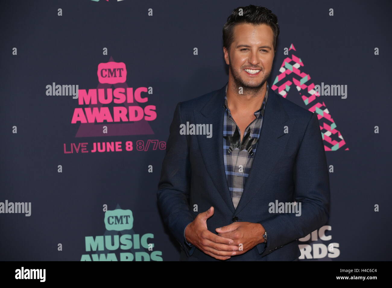 Luke Bryan walks the red carpet at the CMT Music Awards at Bridgestone ...