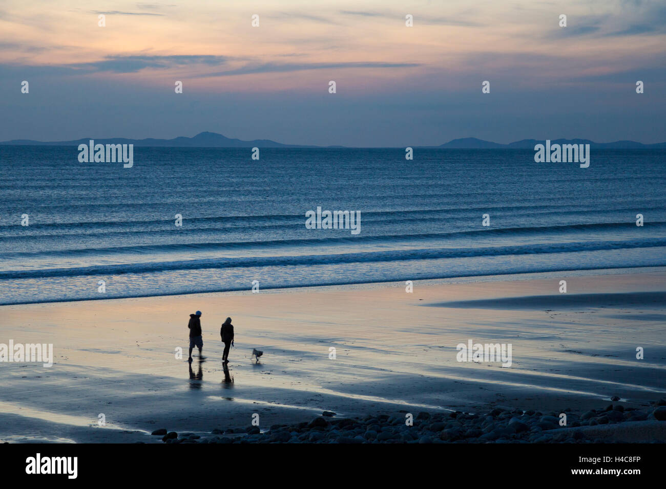 British seaside walk hi-res stock photography and images - Alamy