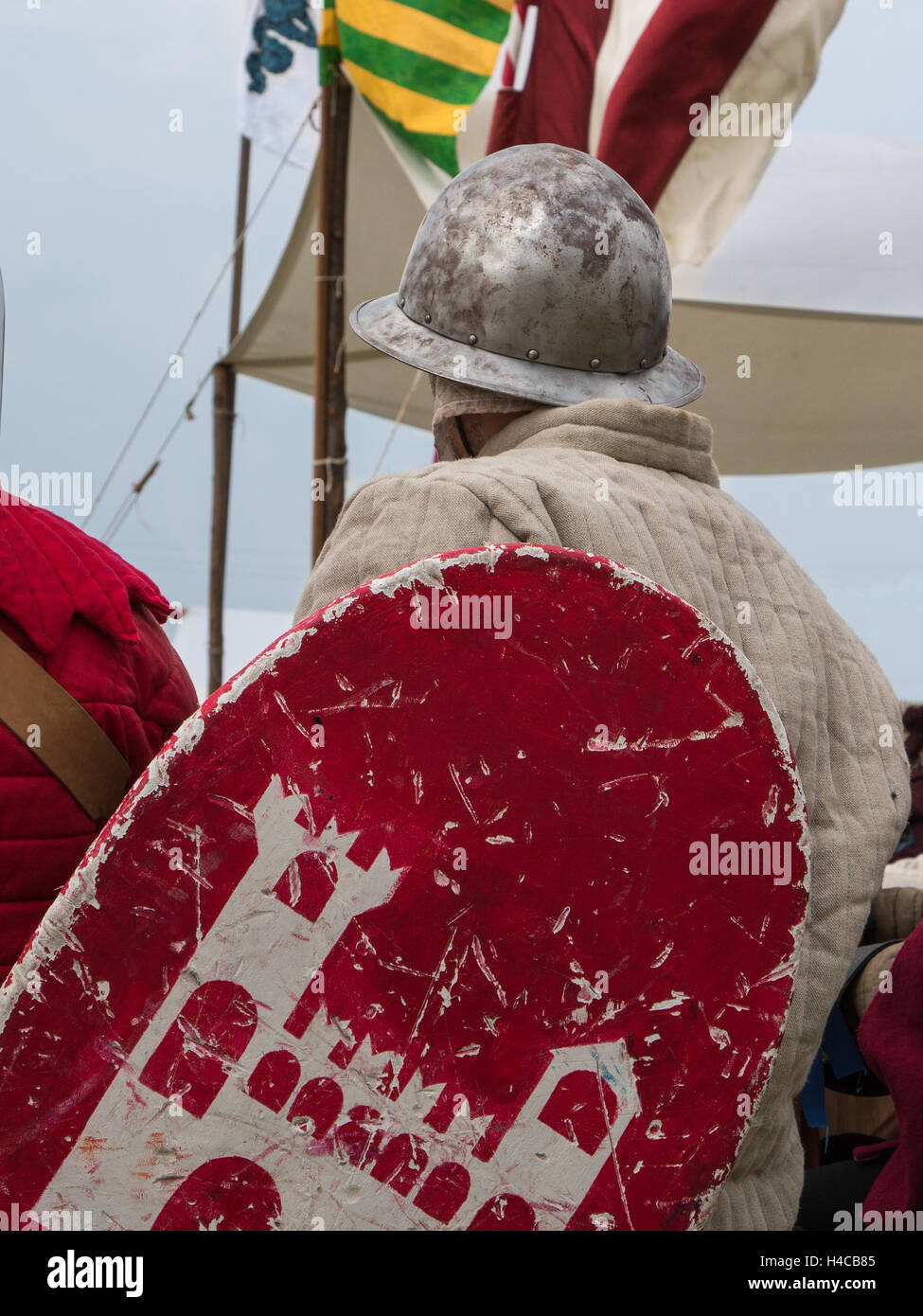 Seated knight hi-res stock photography and images - Alamy