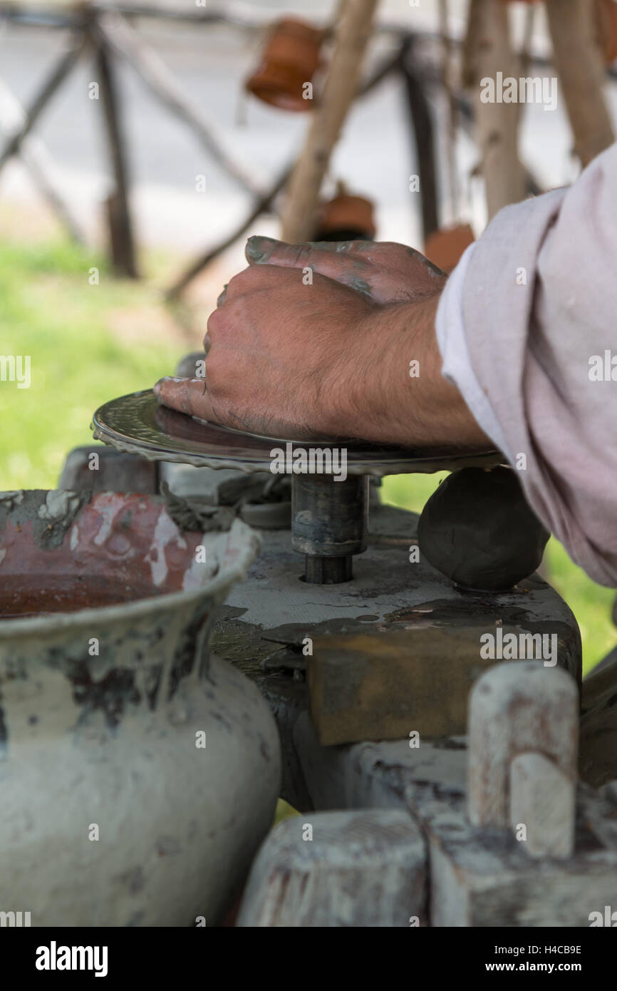 Terracotta craftsman hand equipment hi-res stock photography and images ...