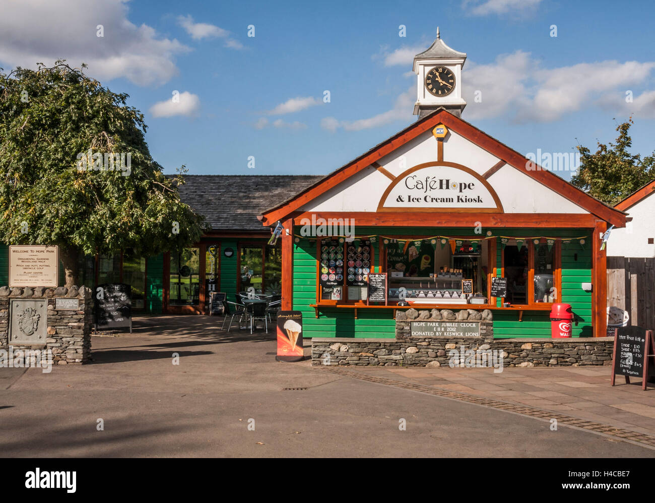 Cafe keswick hi-res stock photography and images - Alamy