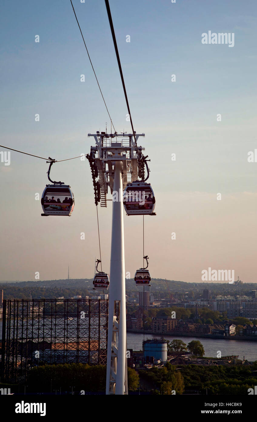 Gondola mast hi-res stock photography and images - Alamy