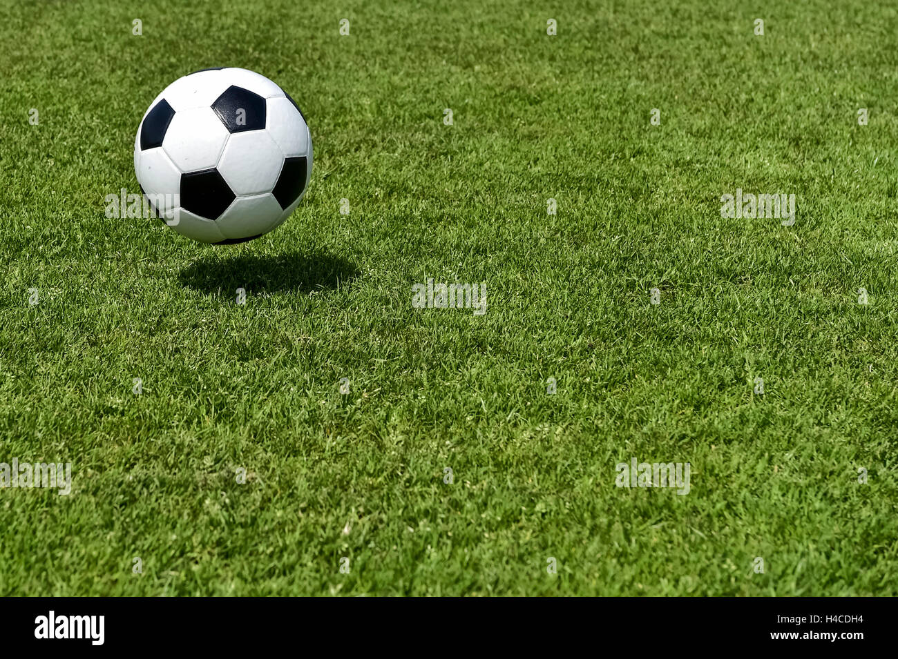 Football black and white hi-res stock photography and images - Alamy