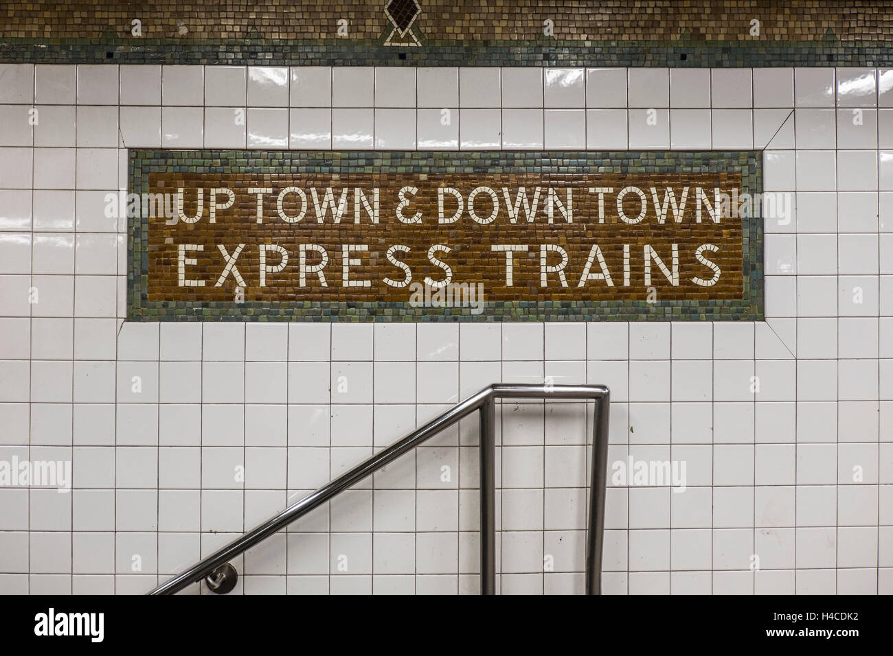 New york subway hi-res stock photography and images - Alamy