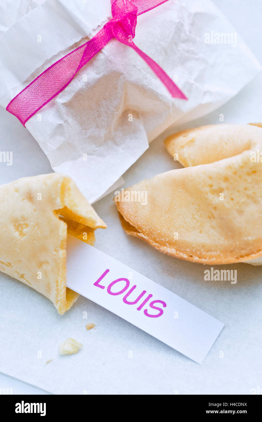 Luck biscuits with envelope Stock Photo - Alamy