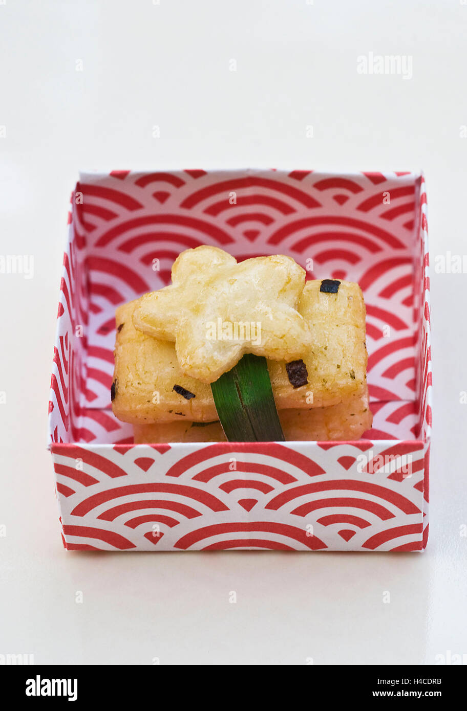 Origami box hi-res stock photography and images - Alamy