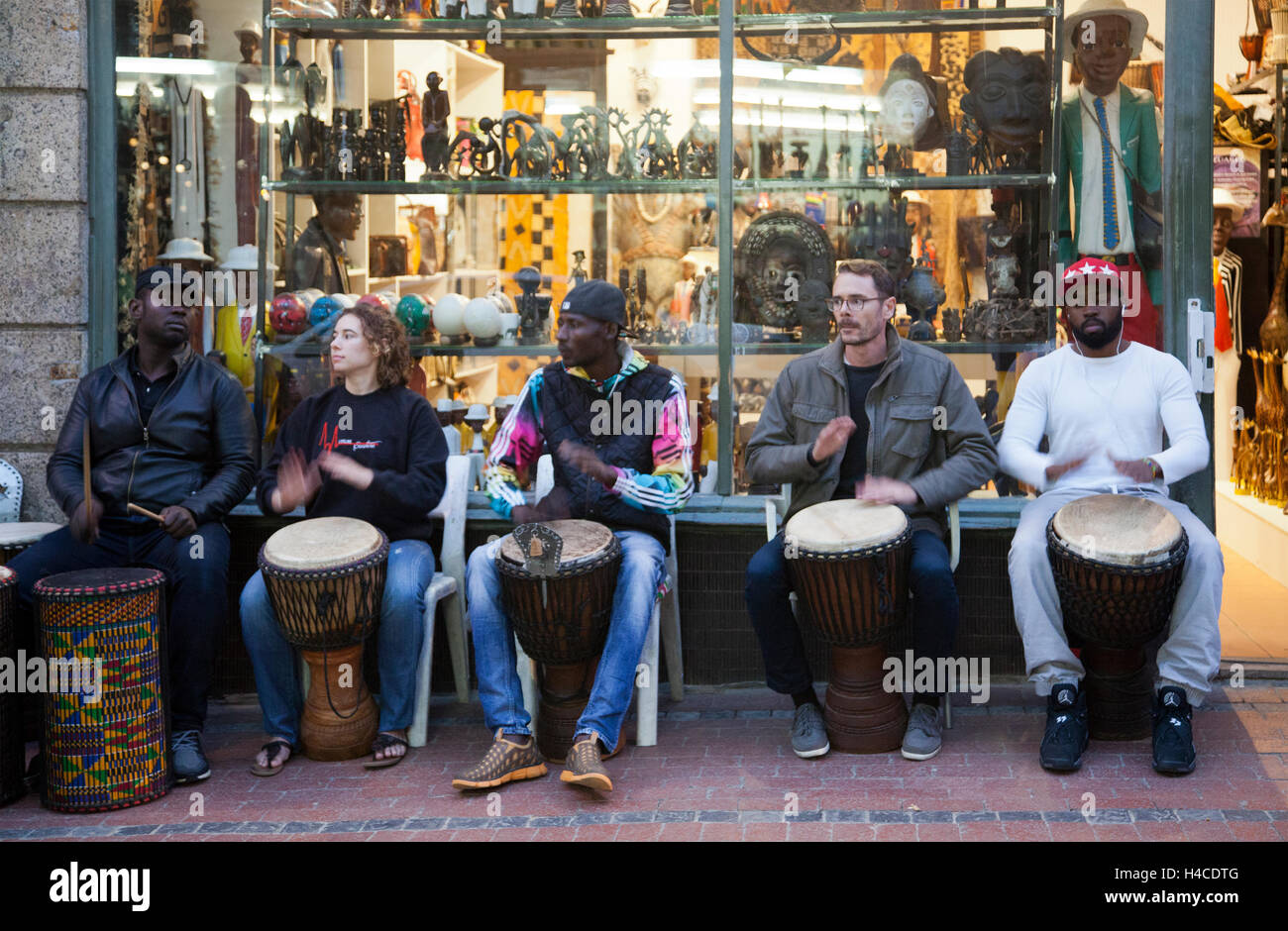 Drummers in Cape Town City Centre - South Africa Stock Photo - Alamy