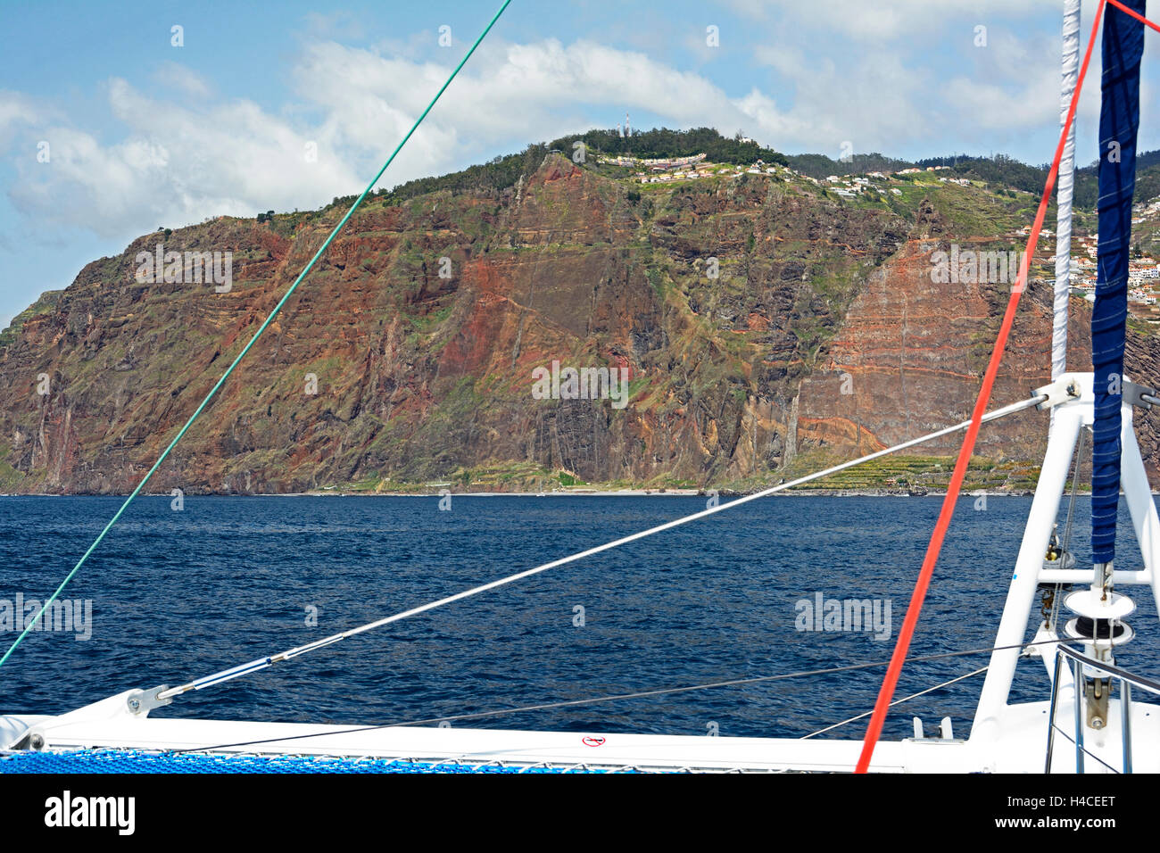 Madeira, coast with steep cliff 'Cabo Girão' Stock Photo - Alamy