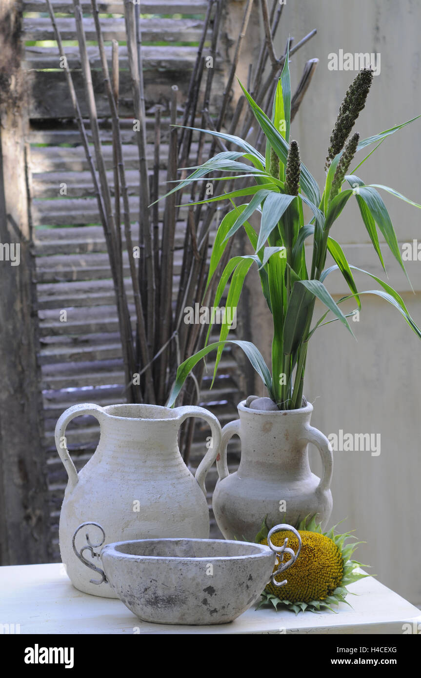 Decoration with reed grass and sunflower Stock Photo - Alamy