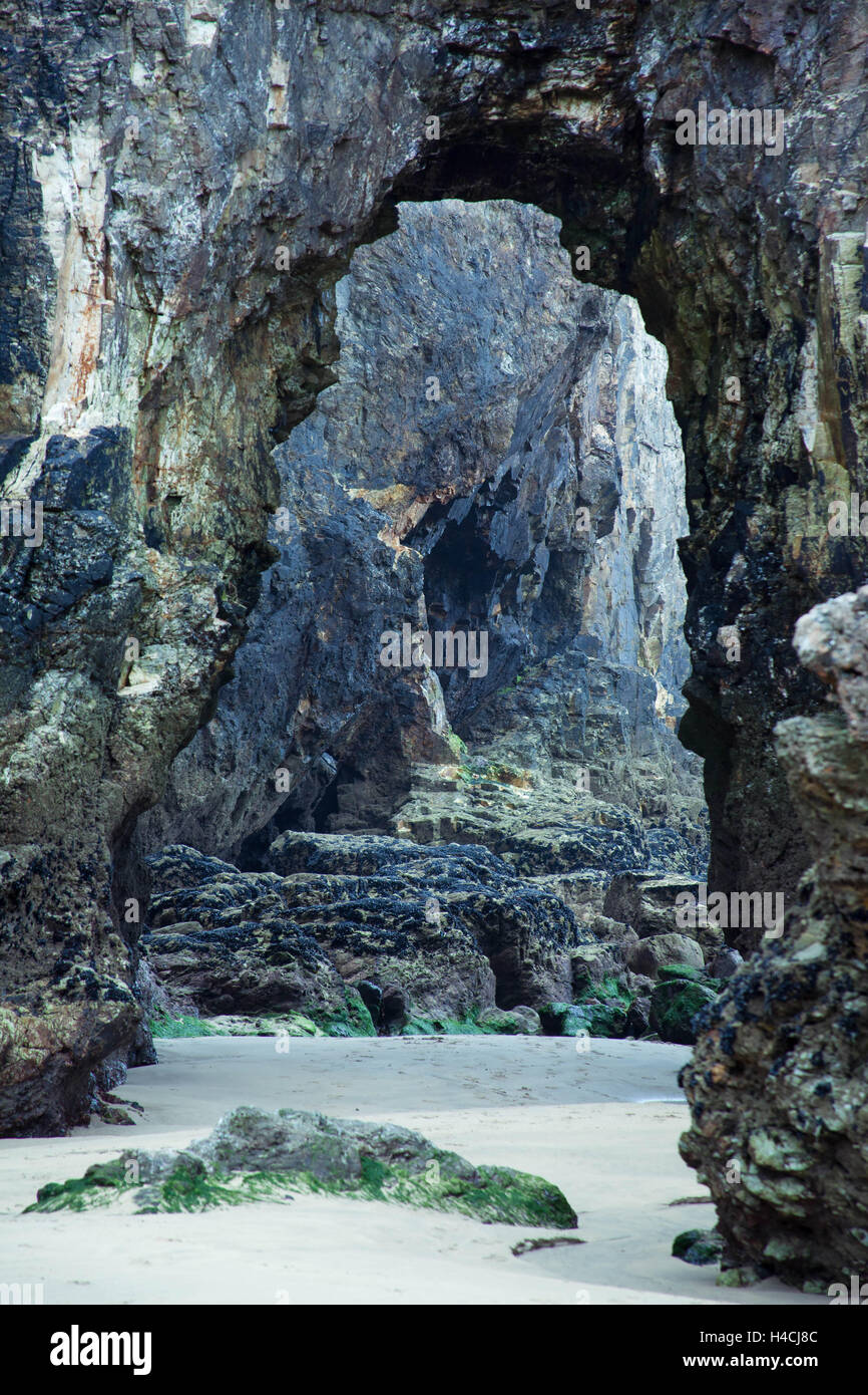 Sea arch beach hi-res stock photography and images - Alamy