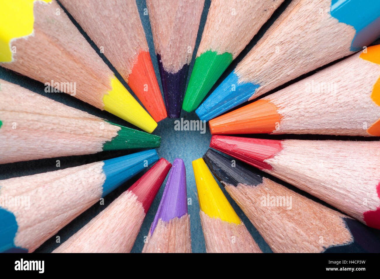 Coloured colour circle crayon hi-res stock photography and images - Alamy