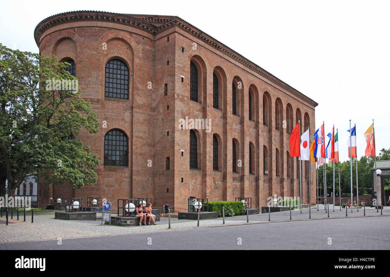 Konstantin basilika hi-res stock photography and images - Alamy