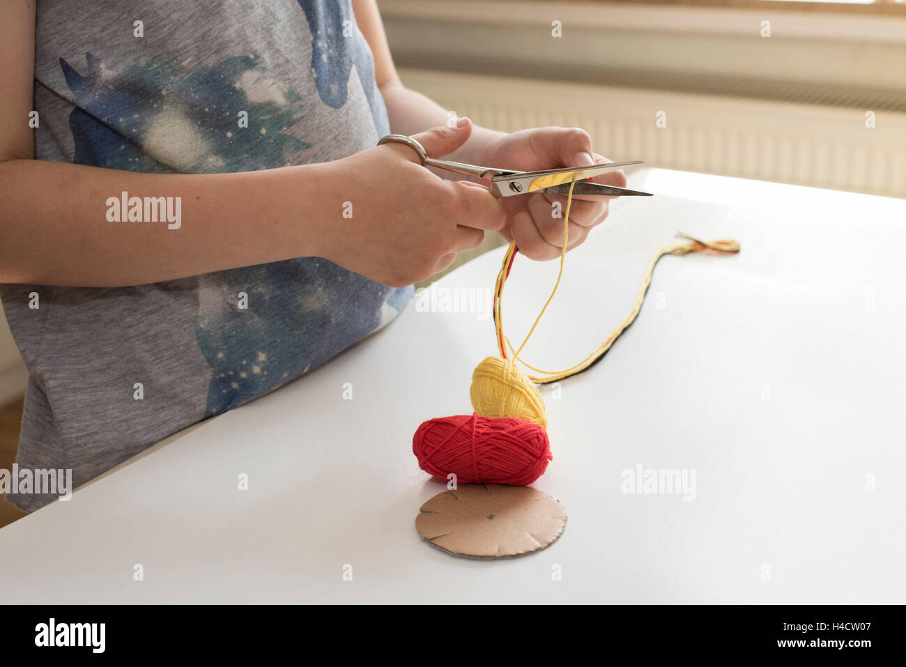 Handicraft threads hi-res stock photography and images - Alamy