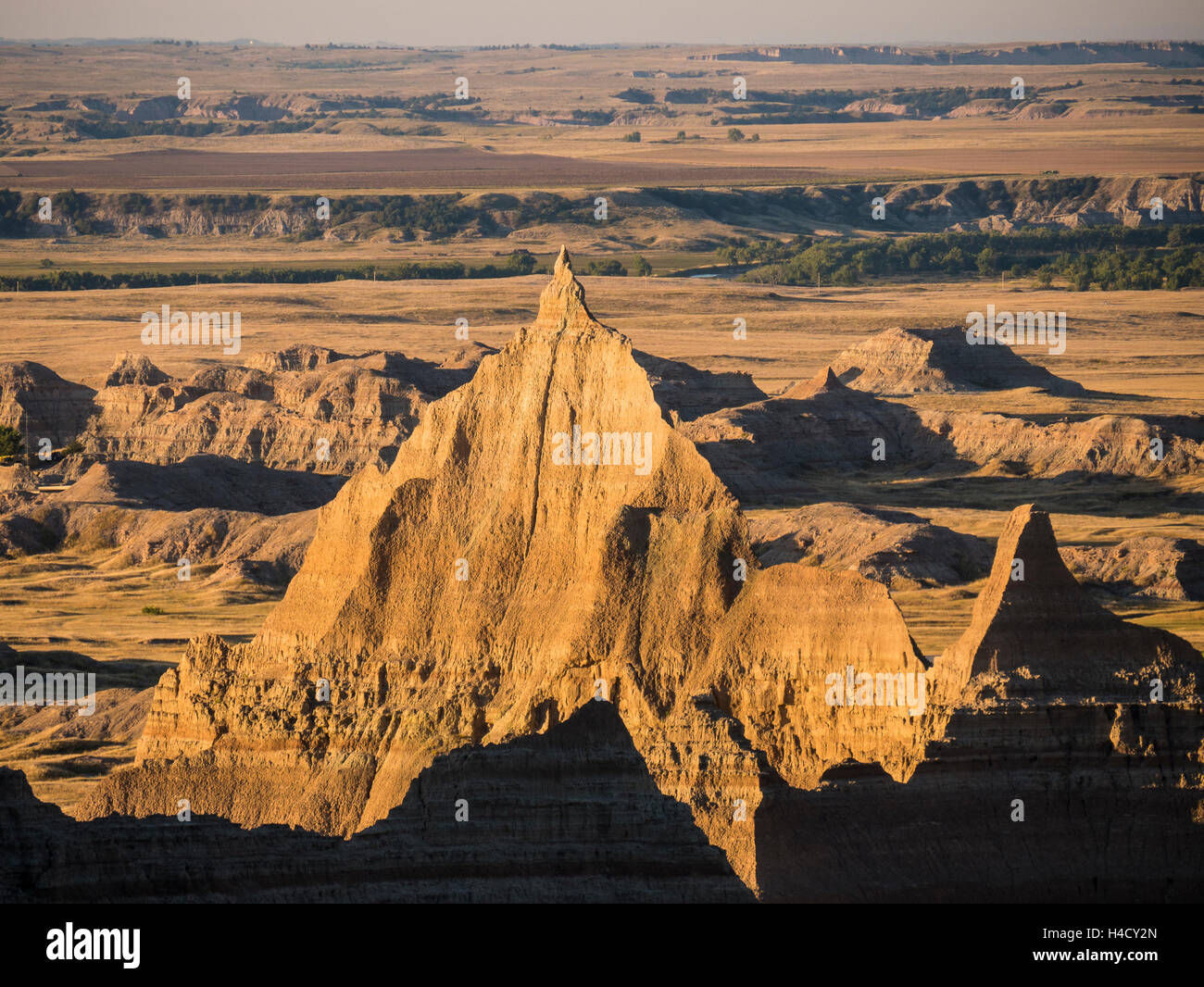 Pinnacle formations hi-res stock photography and images - Alamy