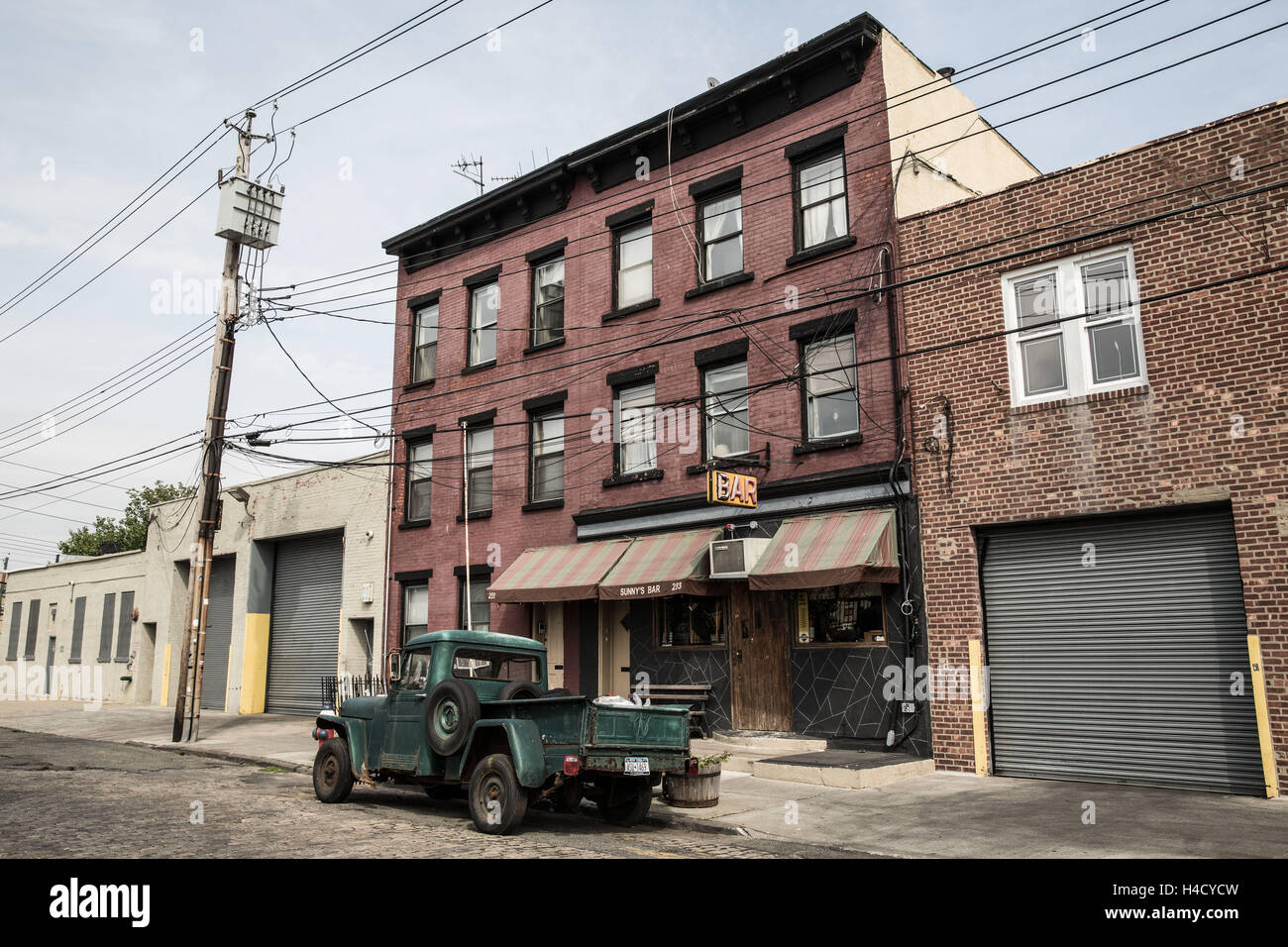 America, USA, New York, Brooklyn, brick building Stock Photo - Alamy