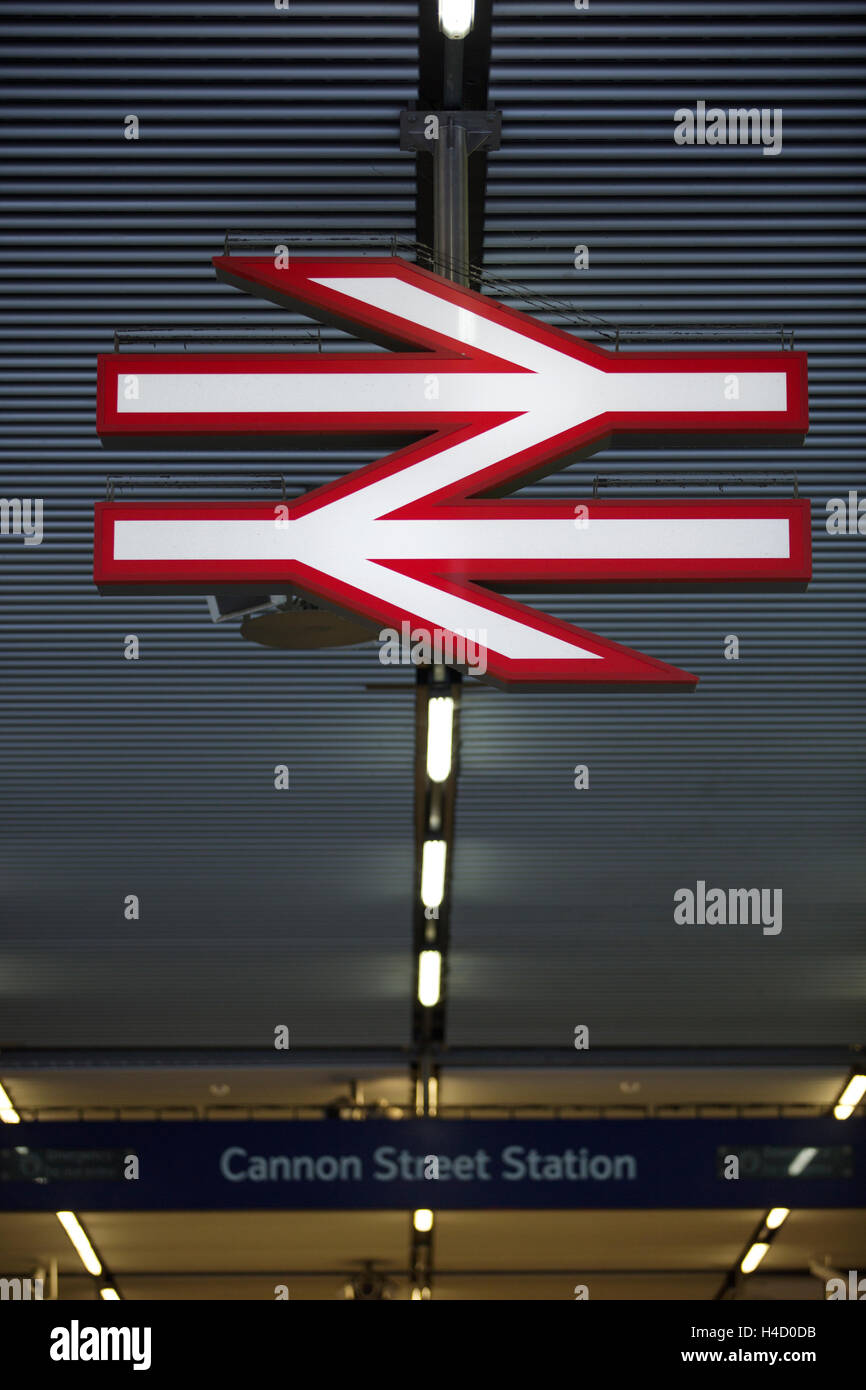 London Cannon Street station, Central London, England, United Kingdom ...