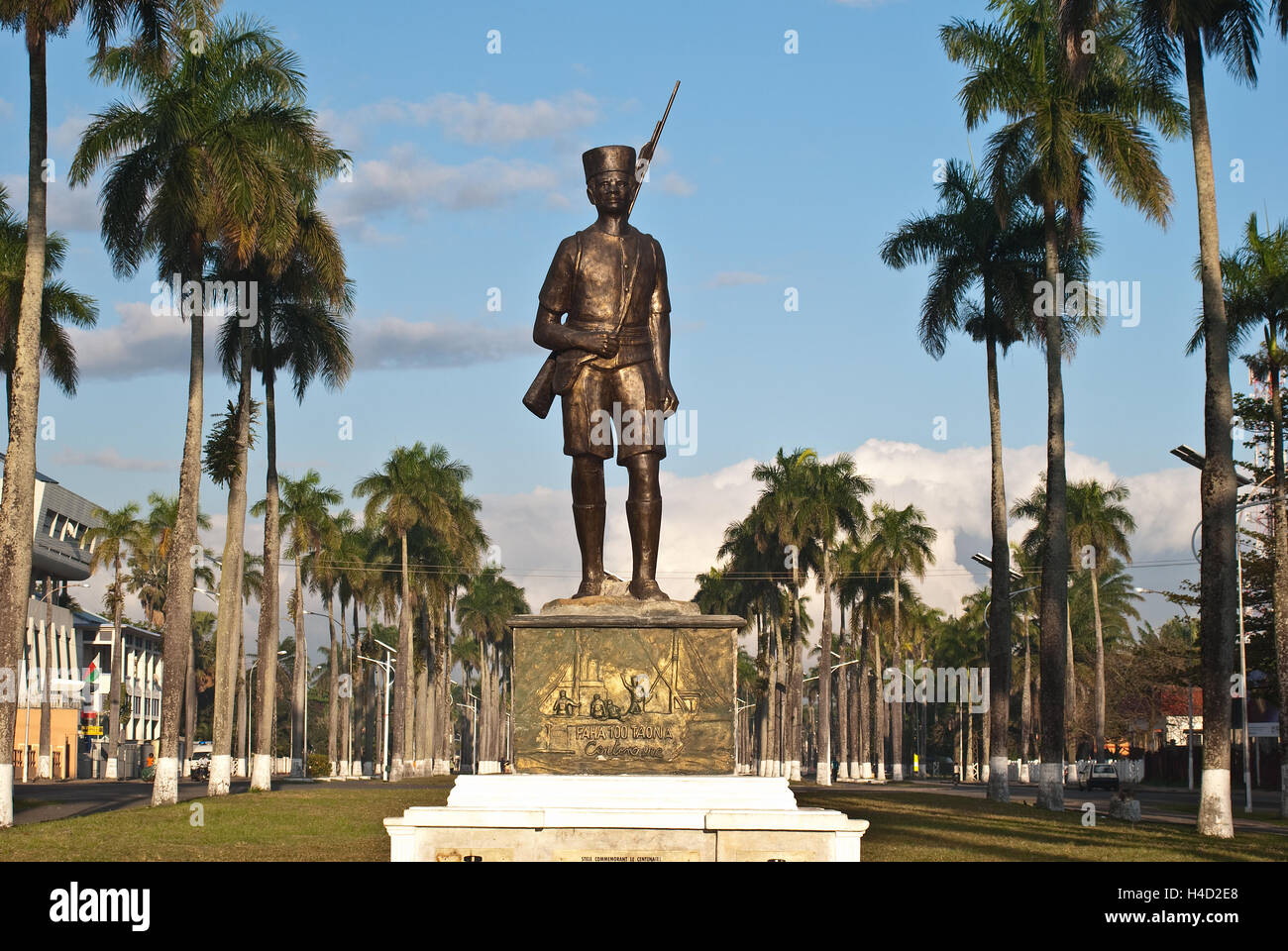 Monument commemorating the embarkation of the Malagasy infantry in 1915 ...