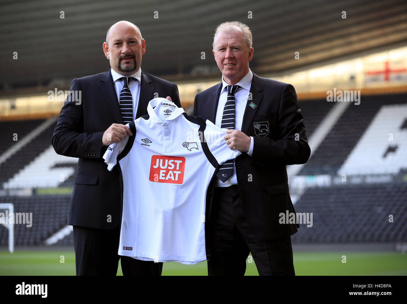 New Derby County manager Steve McClaren (right) and chief executive and ...