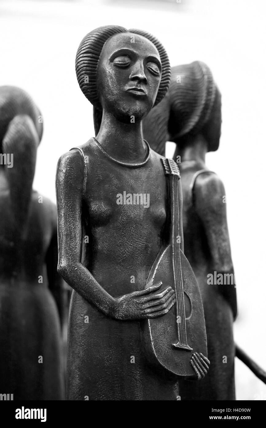 Bronze figure figures Black and White Stock Photos & Images - Alamy