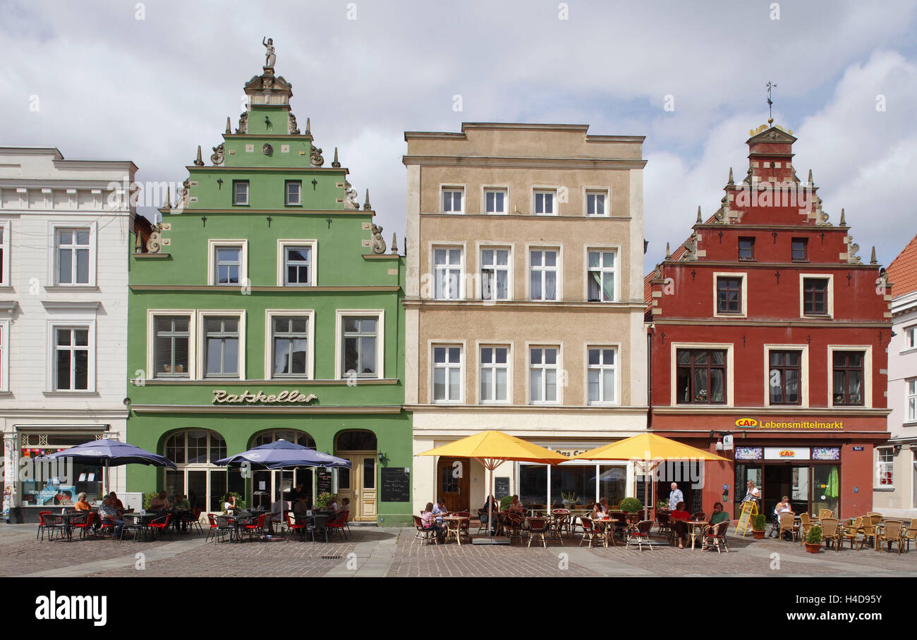 Gustrow, historical gabled houses on the marketplace Stock Photo - Alamy