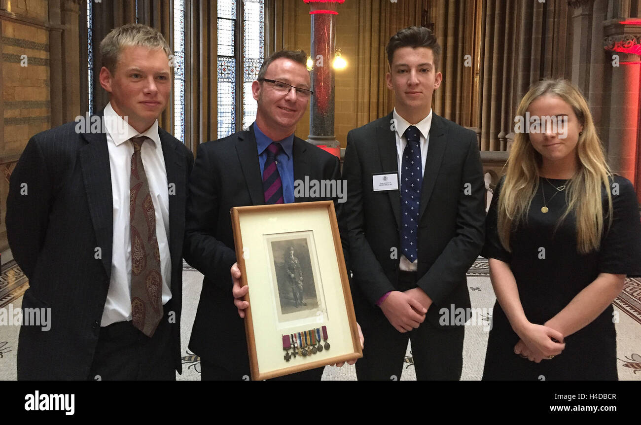 The family of Henry Kelly VC (left to right) Patrick Halling, 28 ...