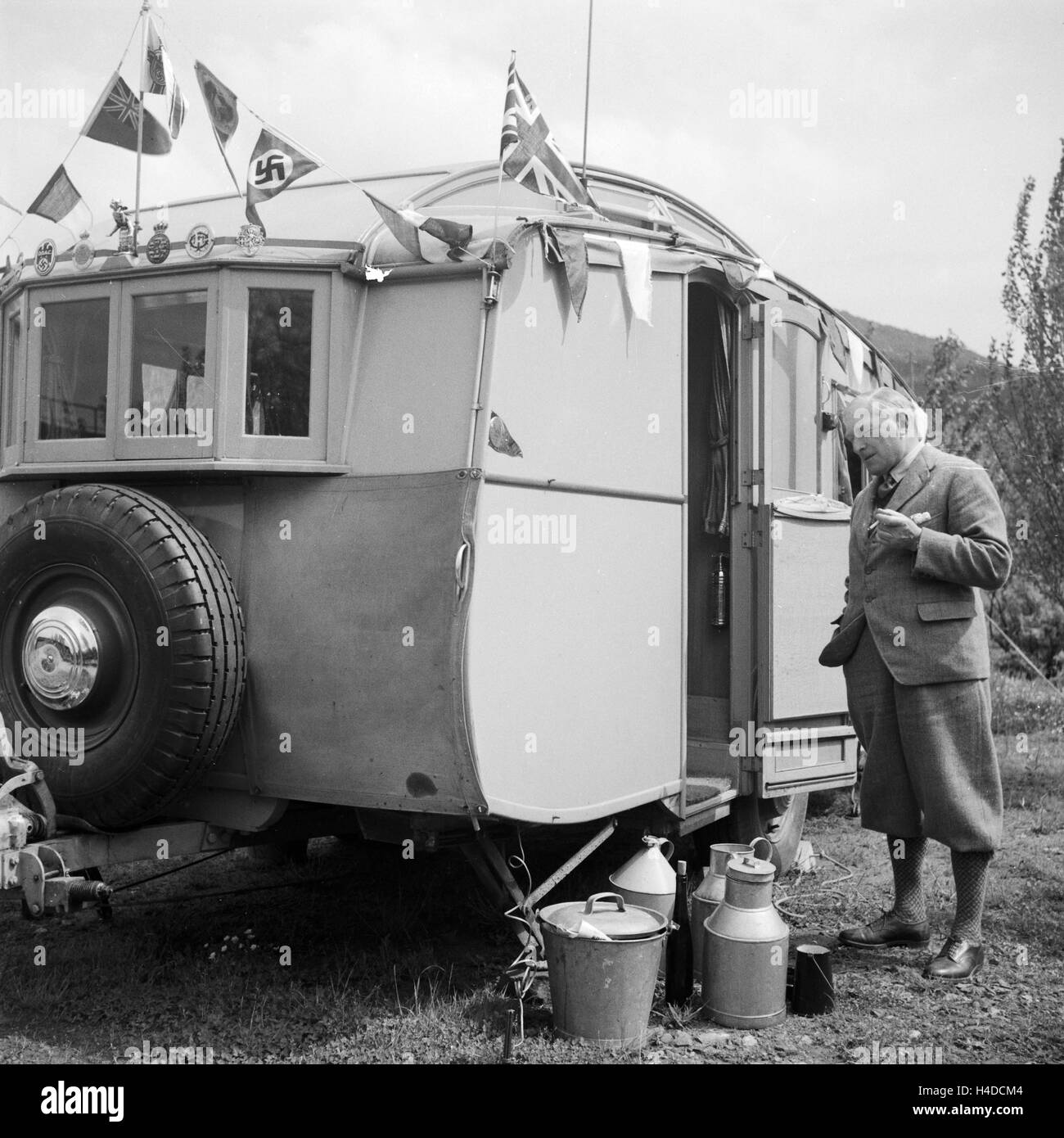 1930s travel trailer hi-res stock photography and images - Alamy