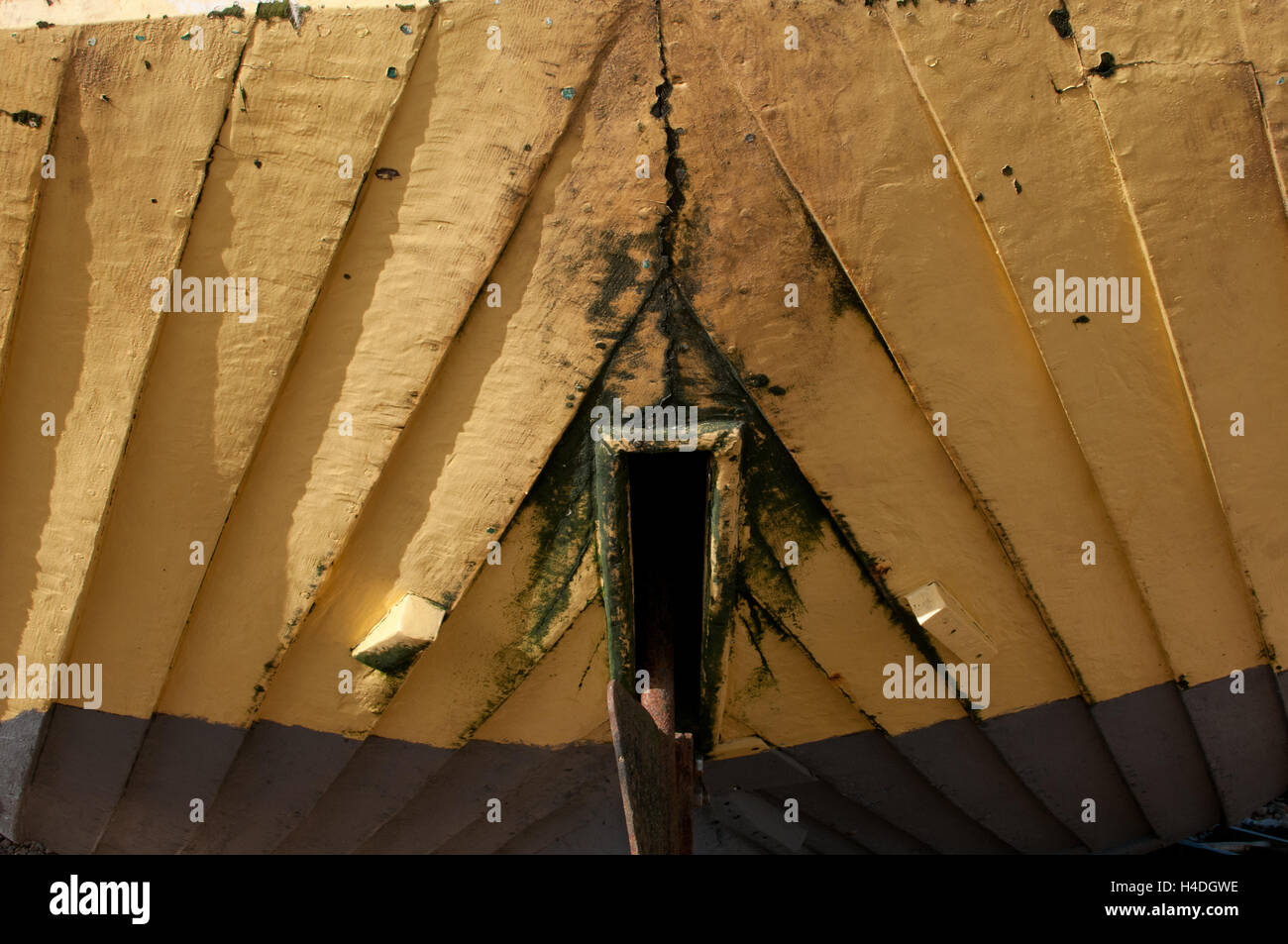 Hull of a fishing boat Stock Photo - Alamy
