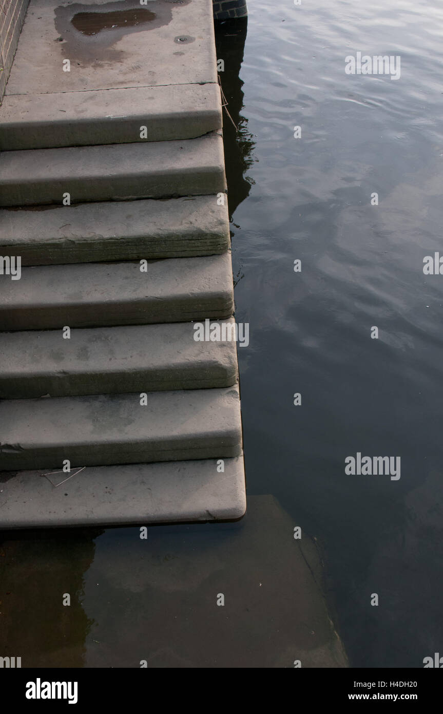 steps and river Thames Stock Photo - Alamy