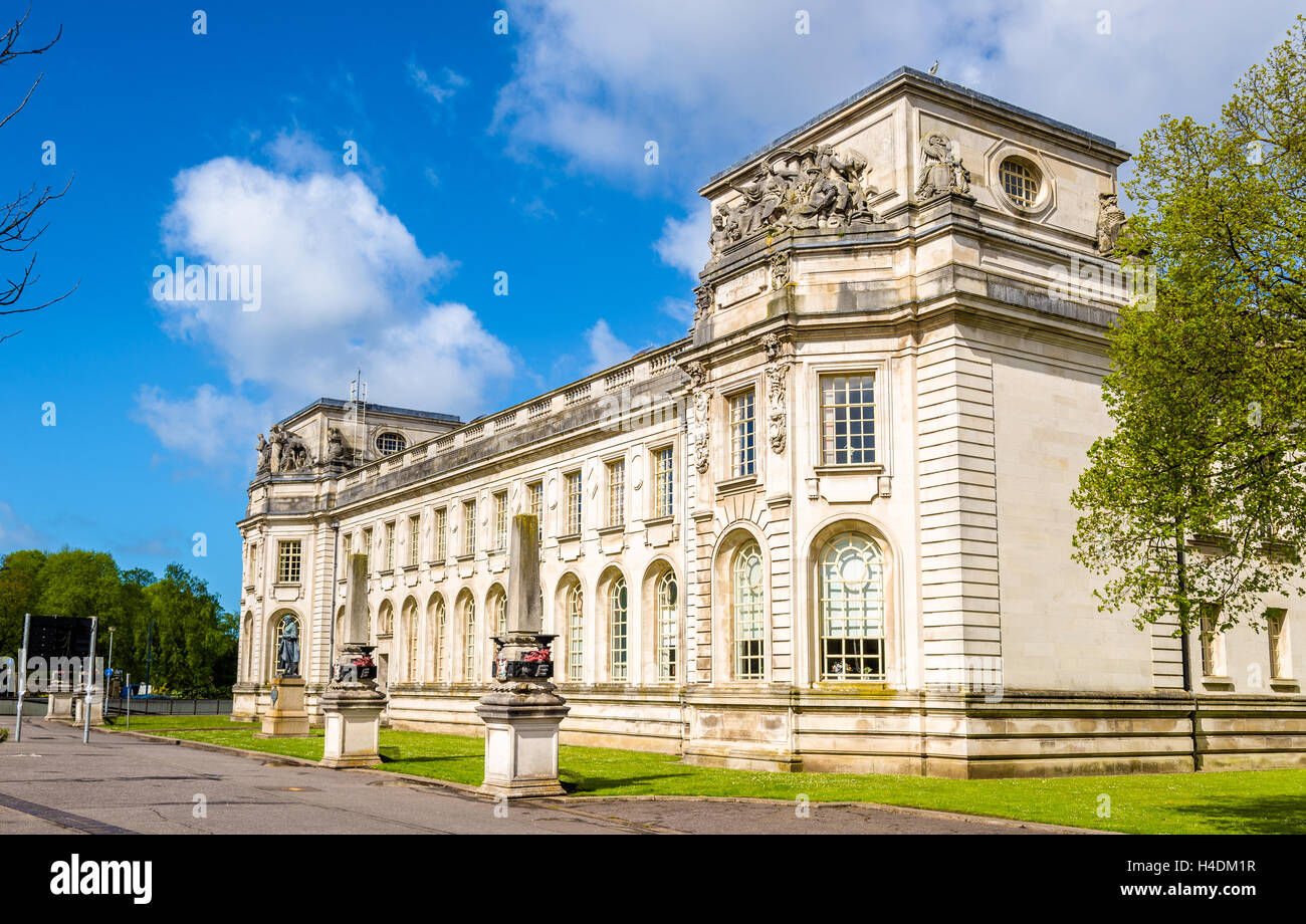 Cardiff crown court hi-res stock photography and images - Alamy