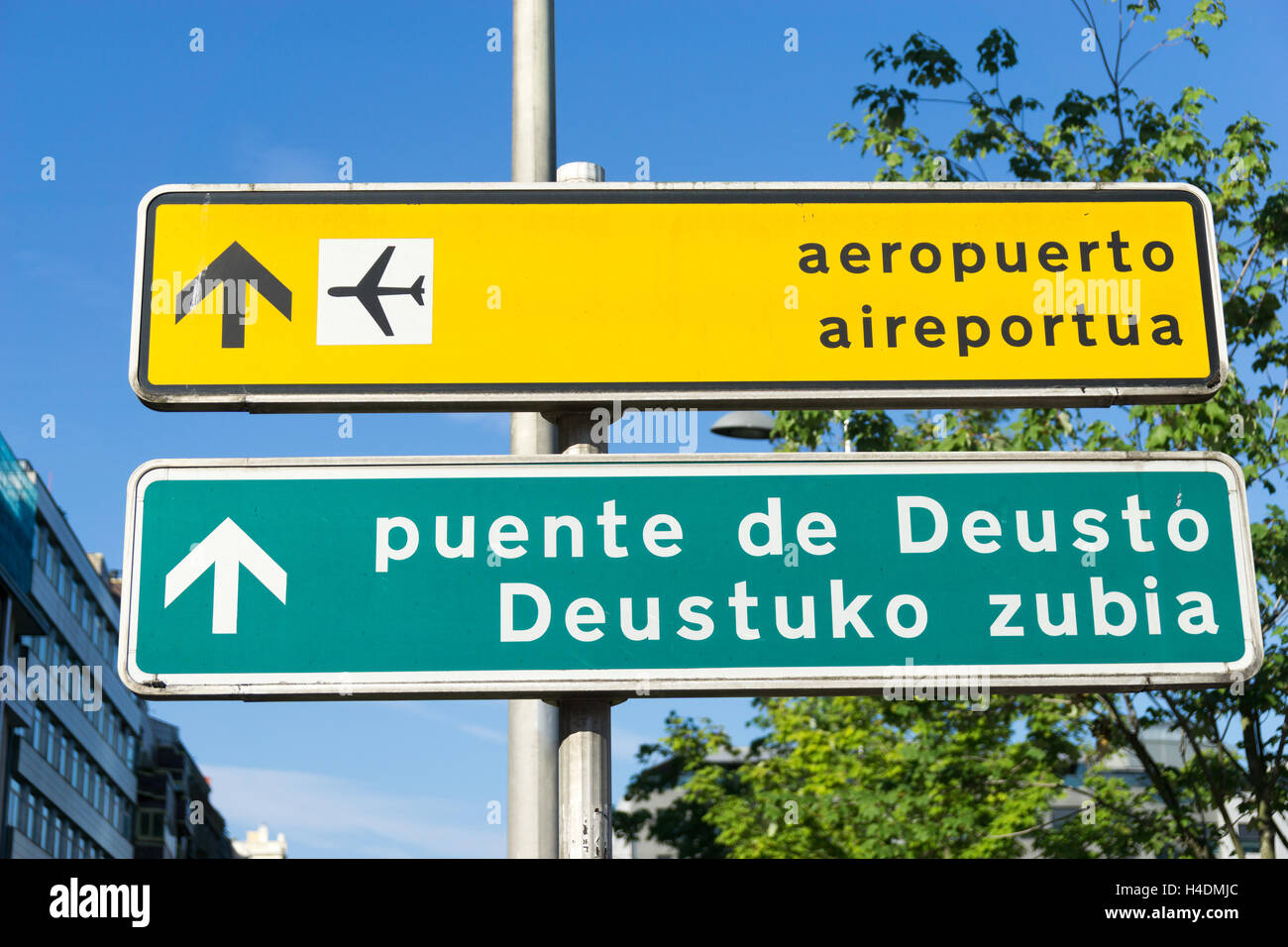 Spanish bi lingual hi-res stock photography and images - Alamy