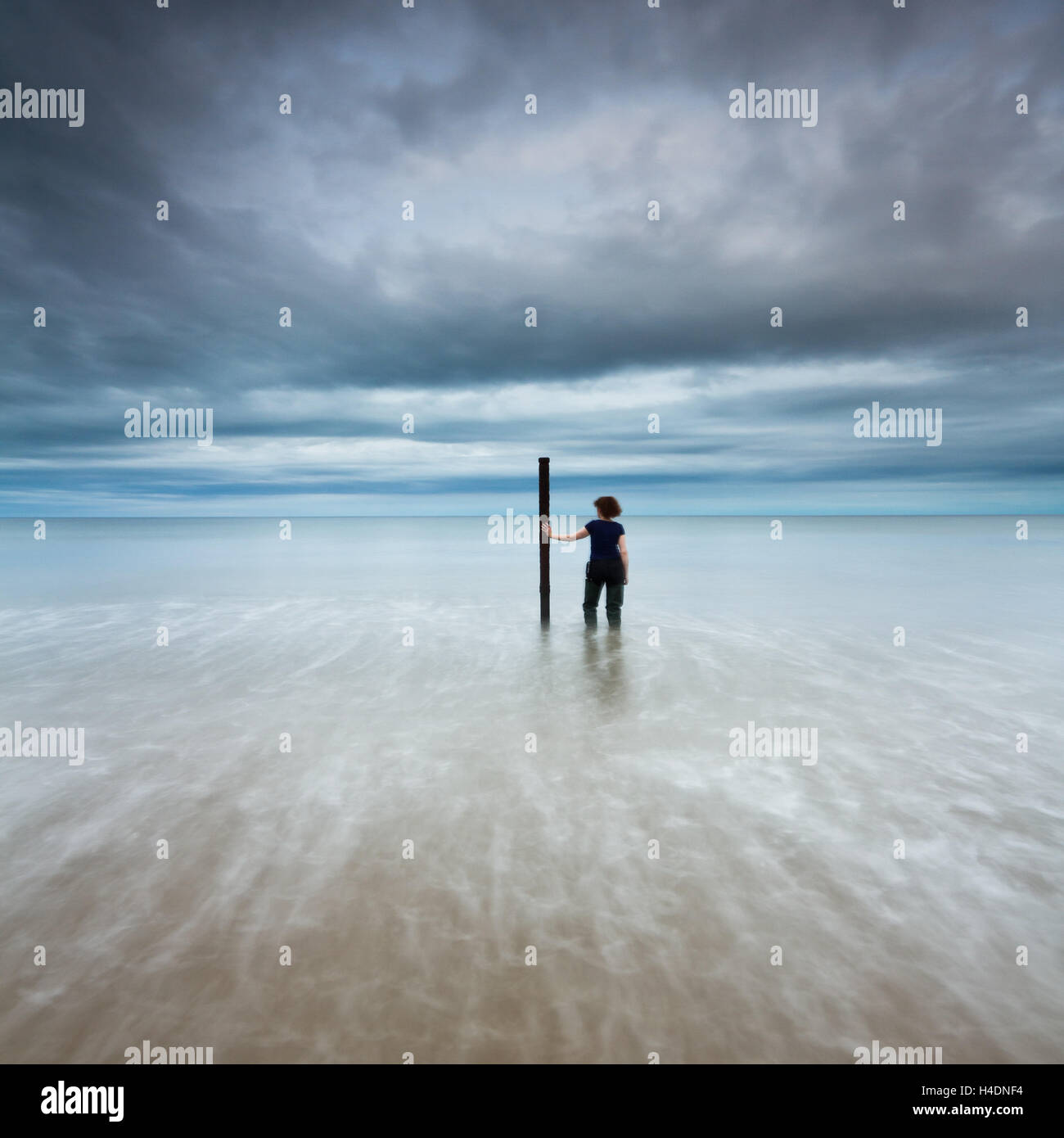 North pole marker hi-res stock photography and images - Alamy