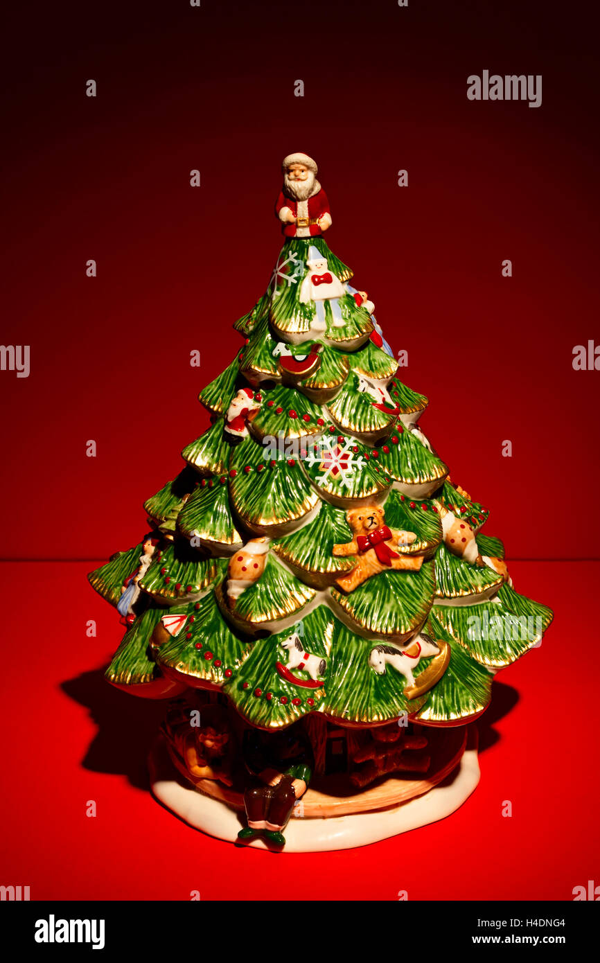 beautiful christmas tree on red background Stock Photo - Alamy
