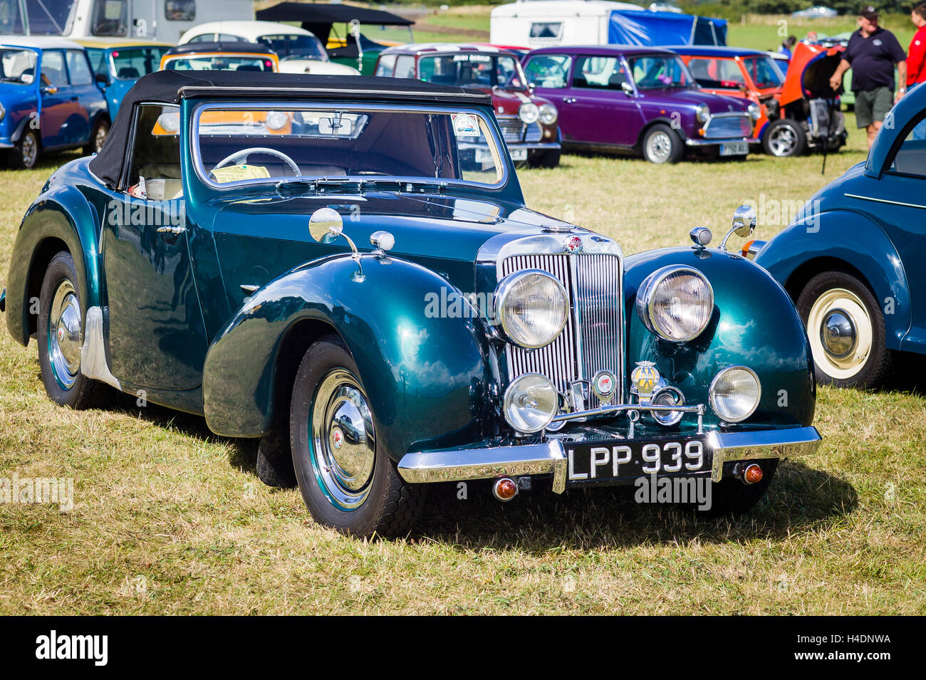 Triumph 1949 hi-res stock photography and images - Alamy