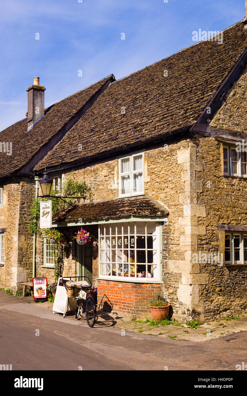 Small village shop hi-res stock photography and images - Alamy