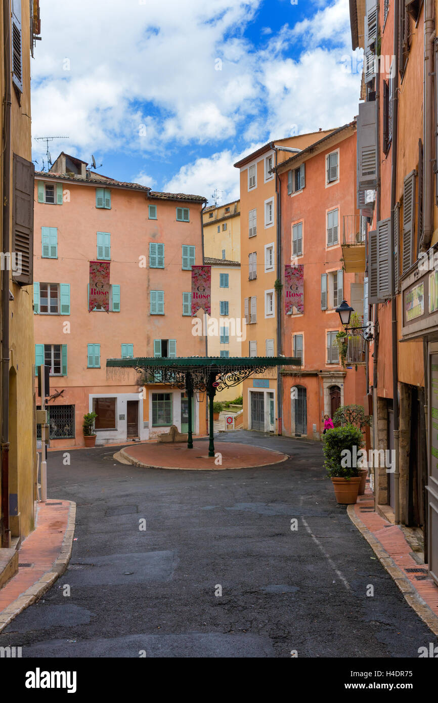 Street in old town, Grasse, Alpes-Maritimes department, France Stock ...