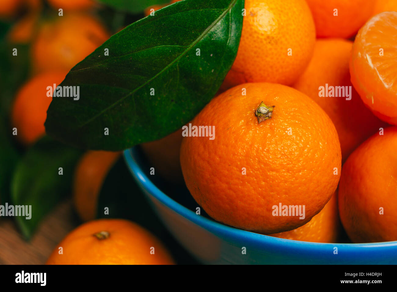 Old box of oranges hi-res stock photography and images - Alamy