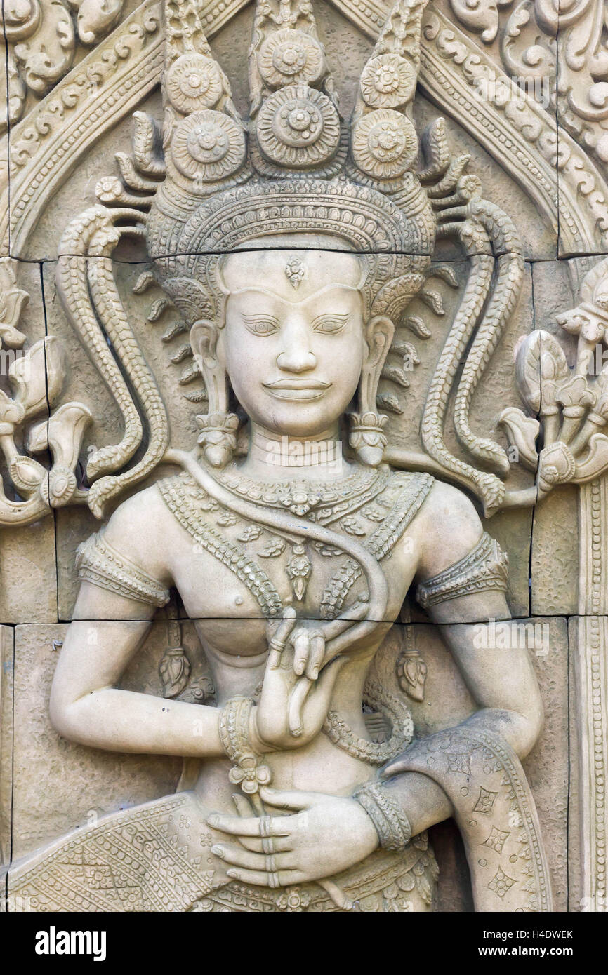 Apsara carvings statue Stock Photo - Alamy