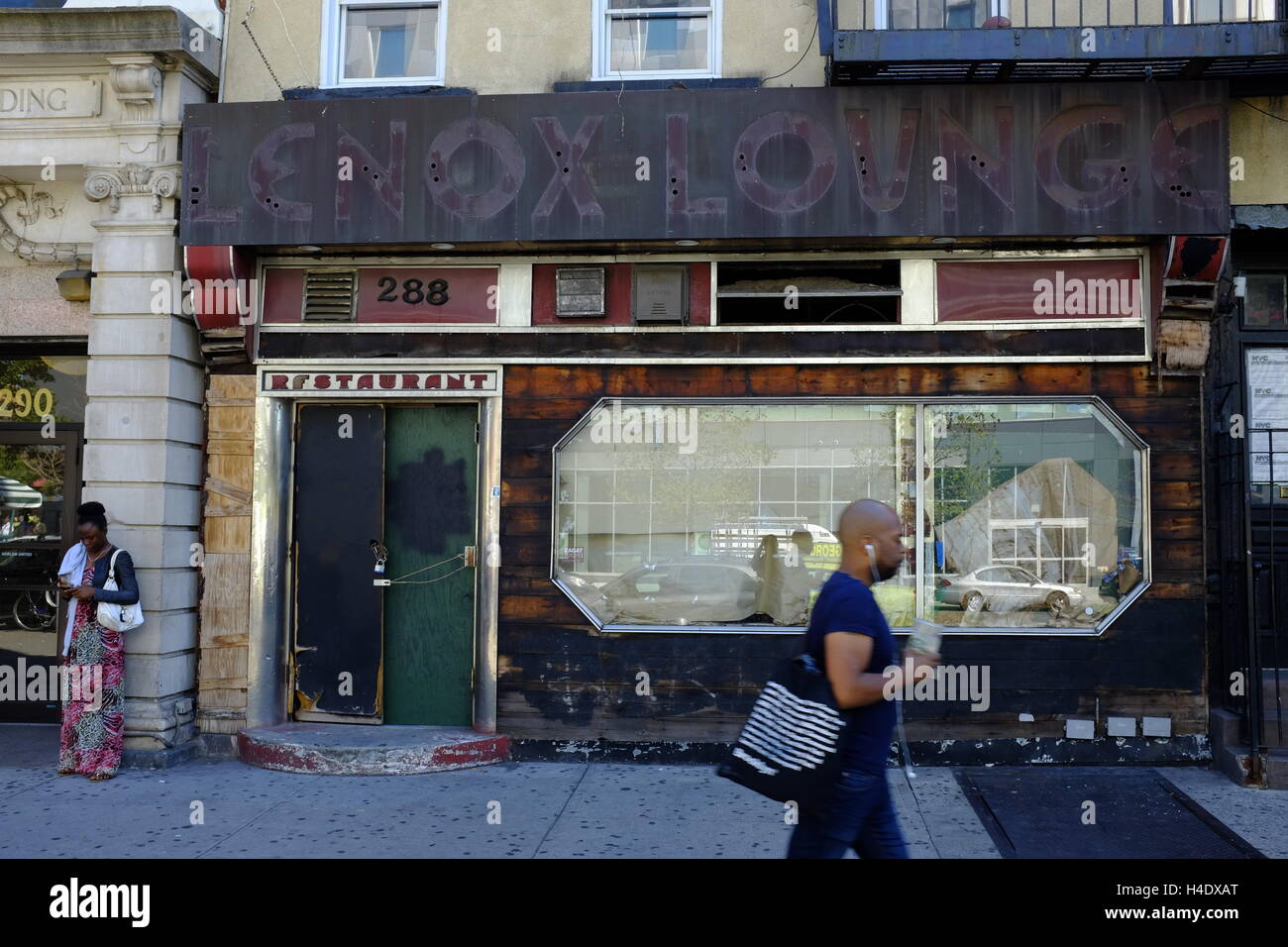 Lenox avenue harlem hi-res stock photography and images - Alamy