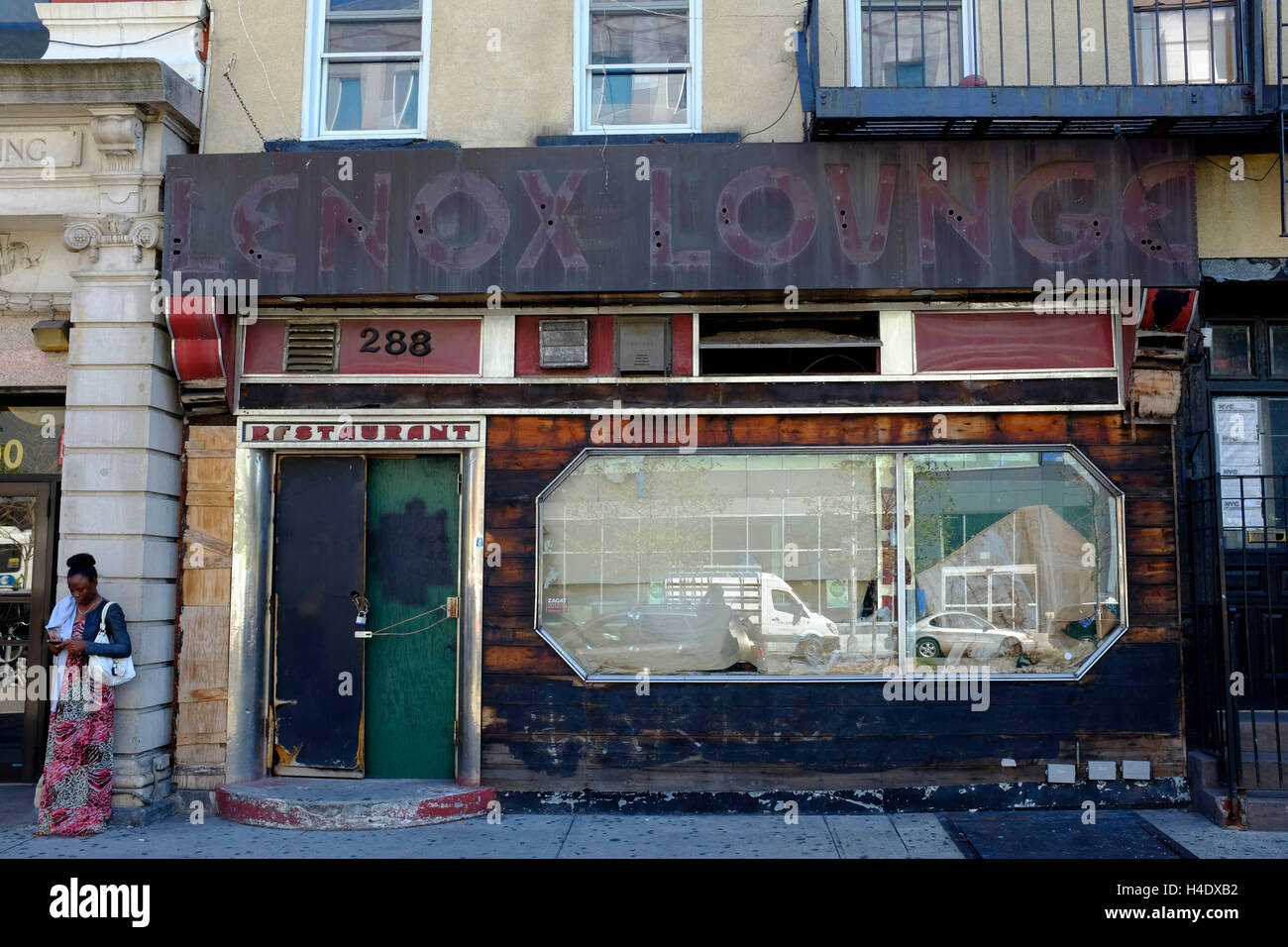 Lenox avenue harlem hi-res stock photography and images - Alamy