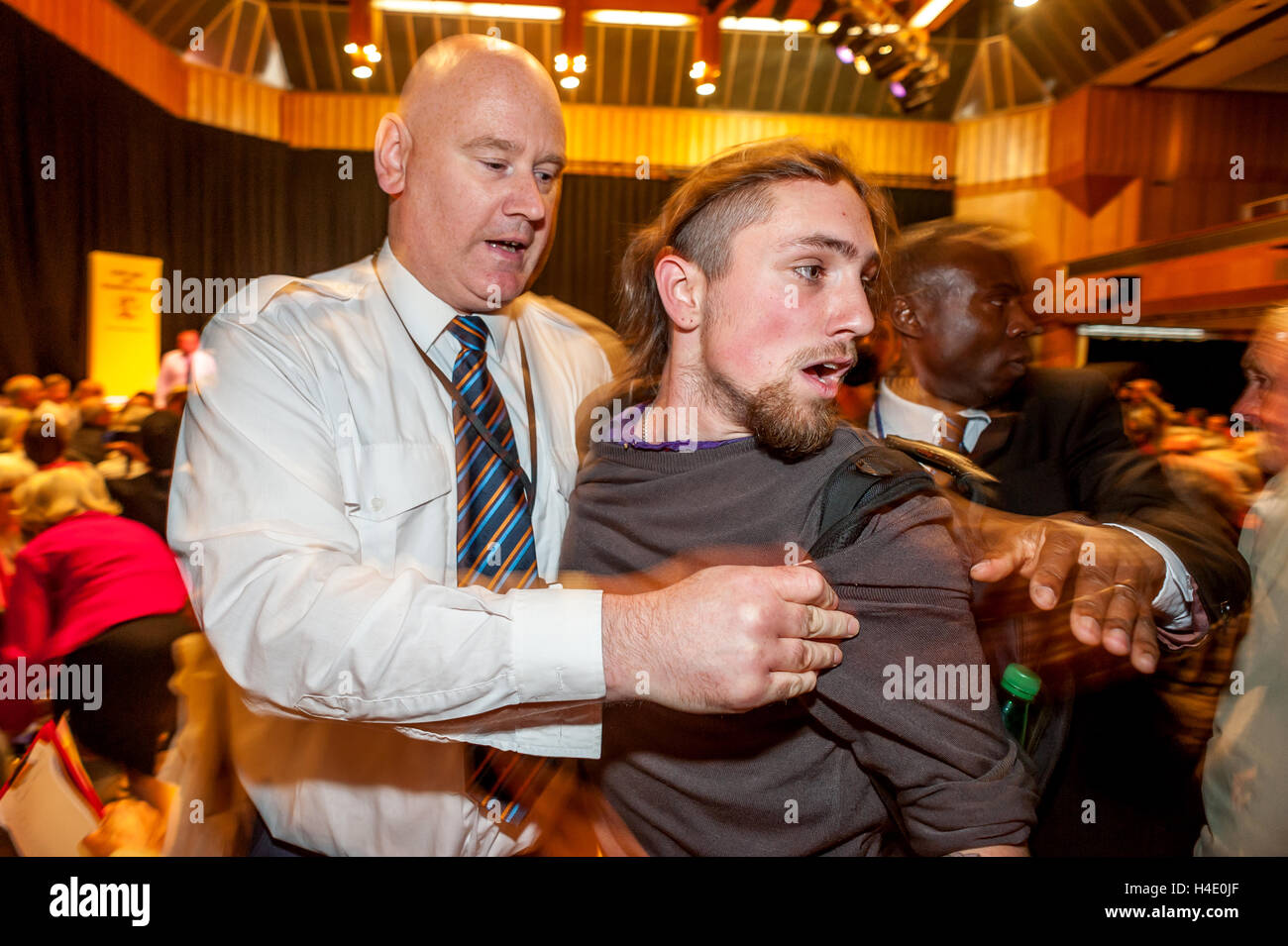 Protesters at Nigel Farage's UKIP meeting at Hove Town Hall this ...
