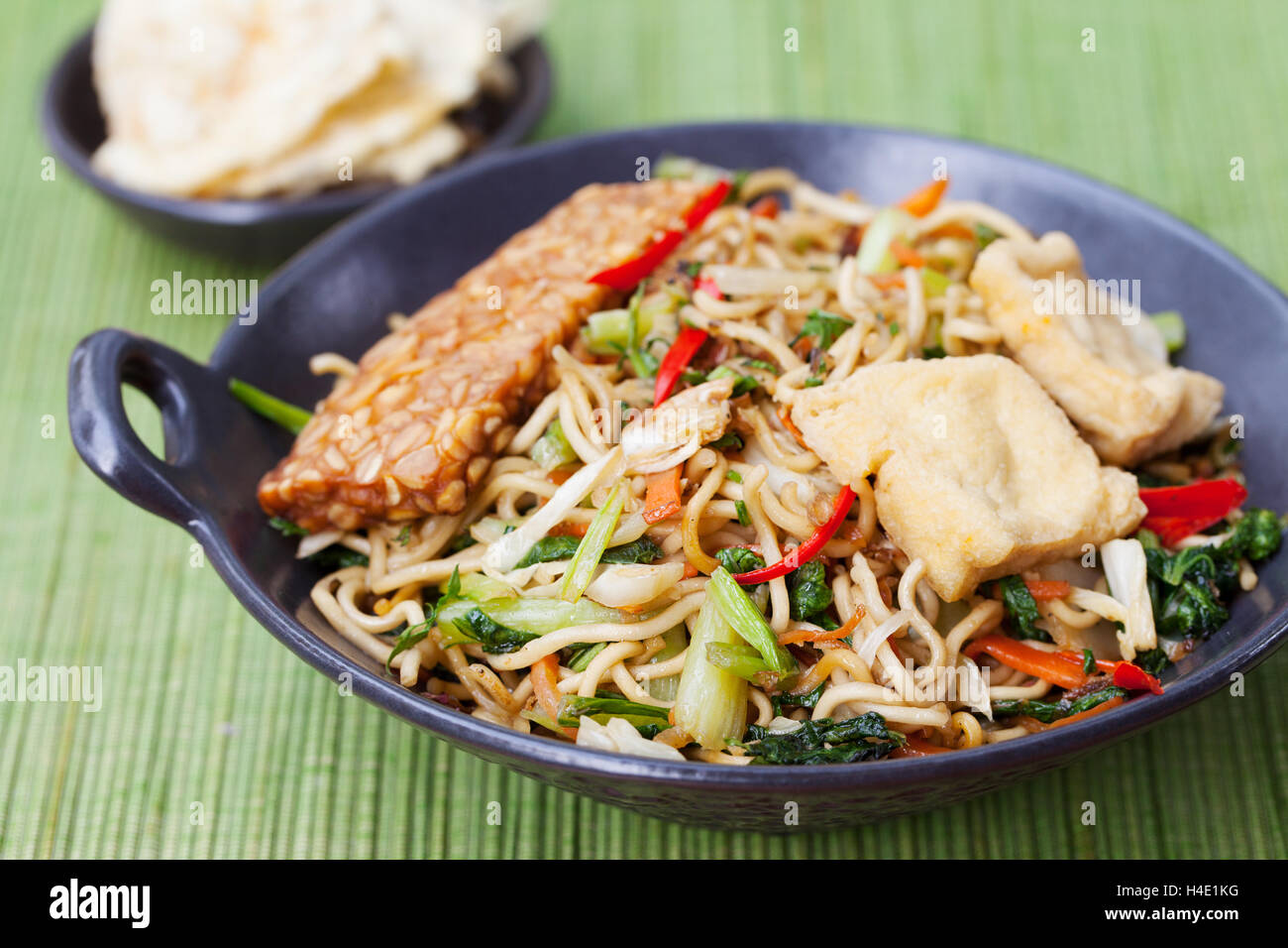 Mi goreng,mee goreng Indonesian cuisine Stock Photo - Alamy