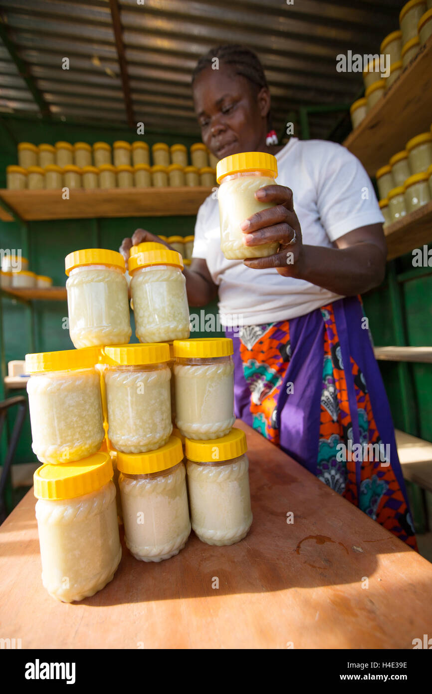 Shea butter is made at a fair trade production facility in Réo, Burkina ...