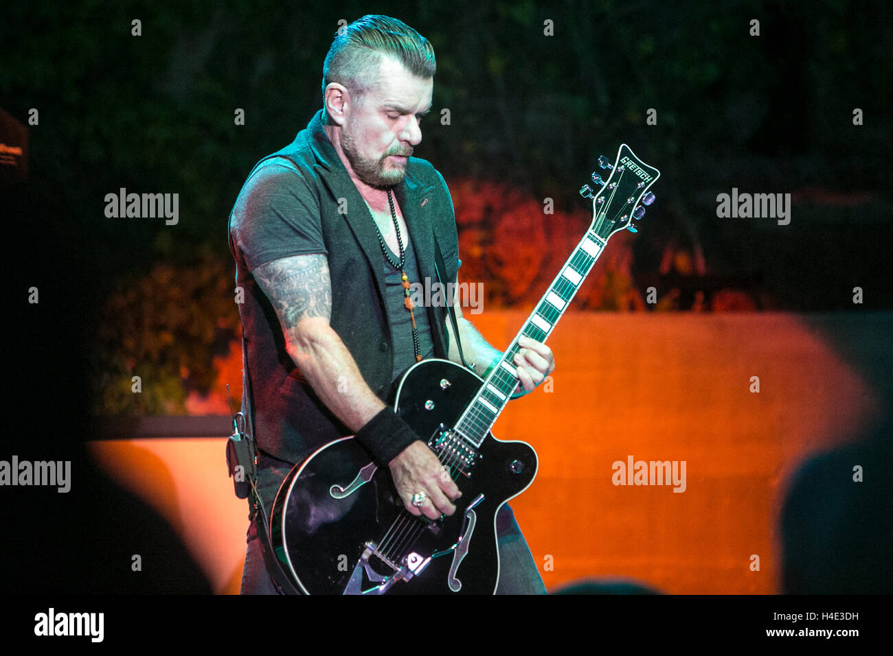 Billy duffy hi-res stock photography and images - Alamy