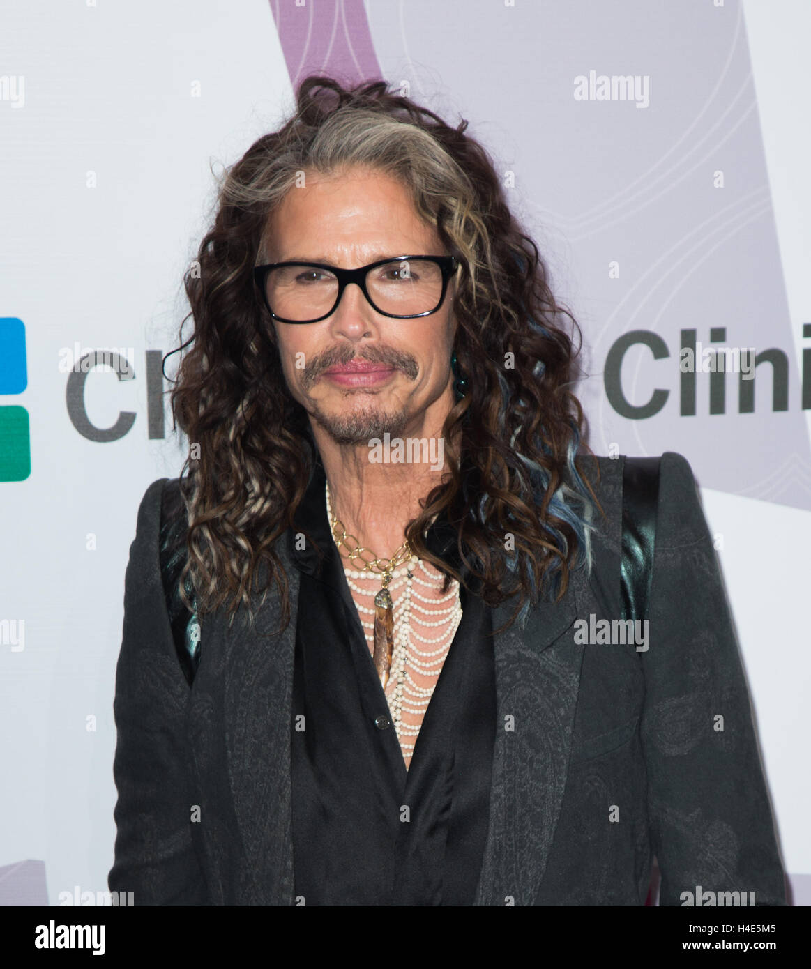 Steven Tyler attends Memory Alive’s 20th Annual Power of Love Gala at ...