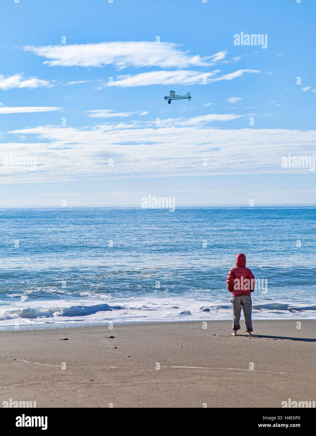 Airplane beach hi-res stock photography and images - Alamy