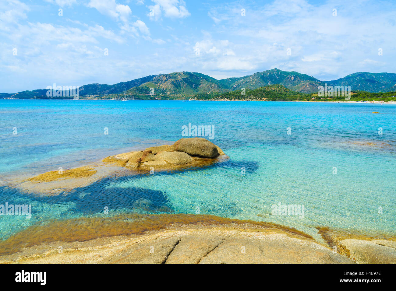 Beach rocks turquoise water hi-res stock photography and images - Alamy