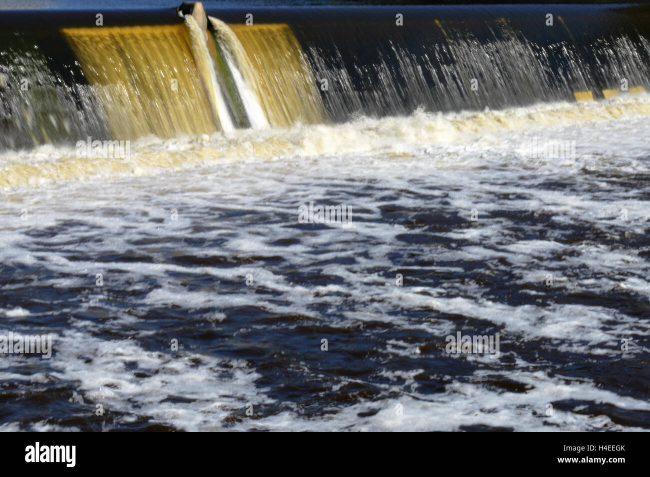 Waterfall at the Ford Dam in Minneapolis Minnesota Stock Photo - Alamy