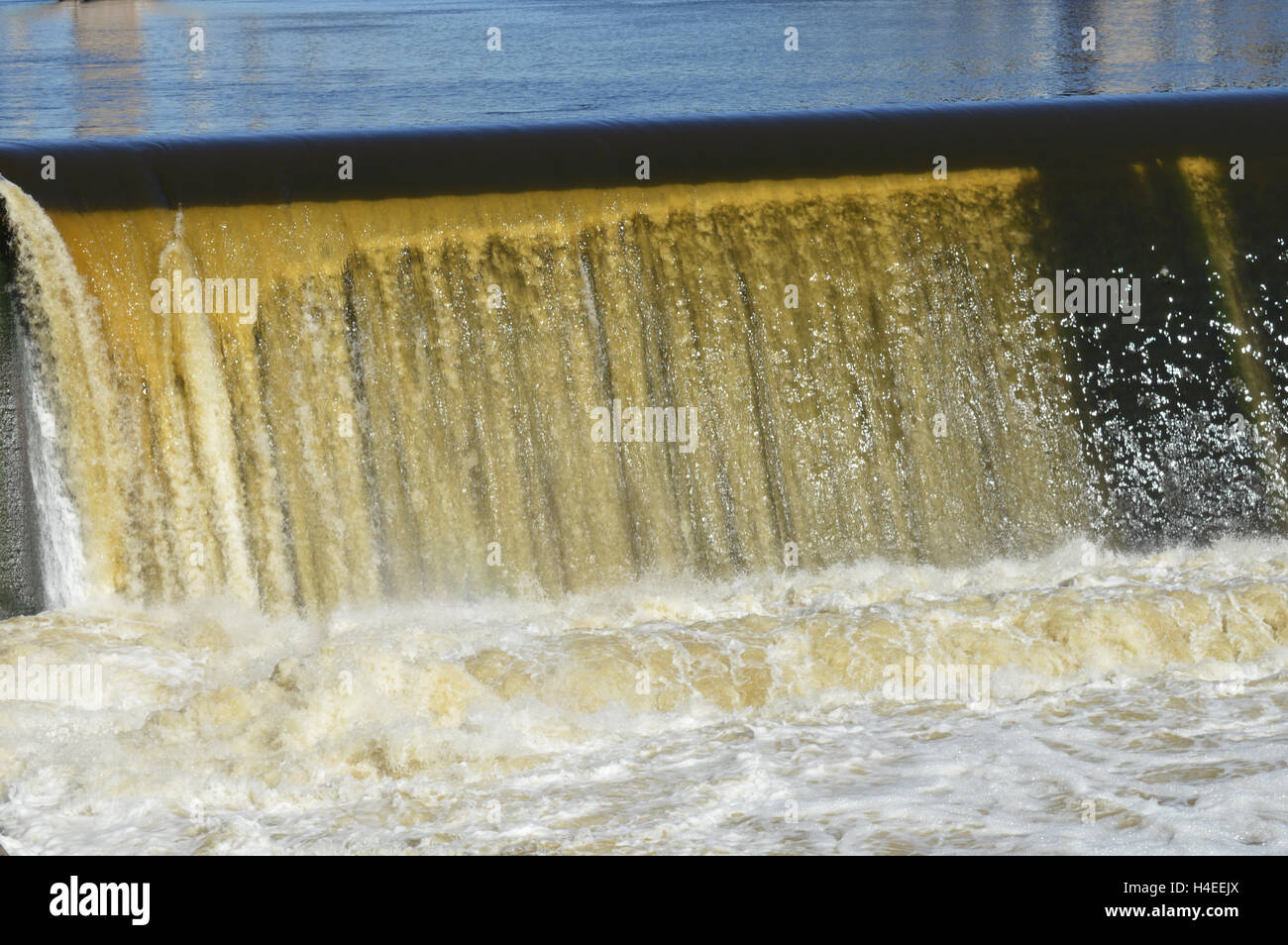 Waterfall at the Ford Dam in Minneapolis Minnesota Stock Photo - Alamy