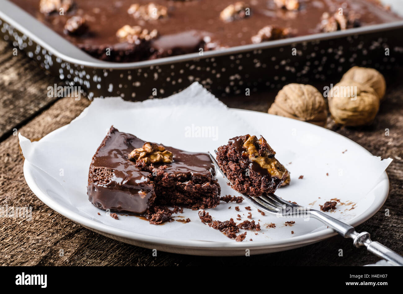 Chocolate cake roasted nuts hi-res stock photography and images - Alamy